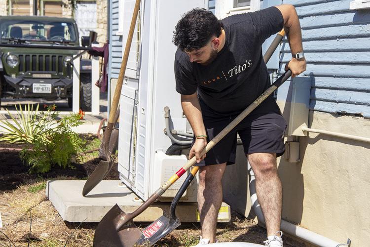 Volunteers provide Rock Haus Foundation building with new life with ...