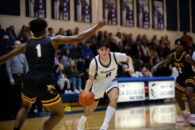 Unicorns bow out against Lake Travis 50-41 | Sports | herald-zeitung.com