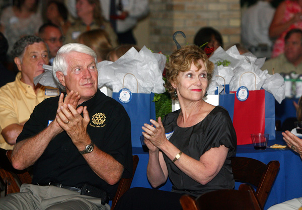 United Way's donors, agencies gather to end year | Local News | herald ...