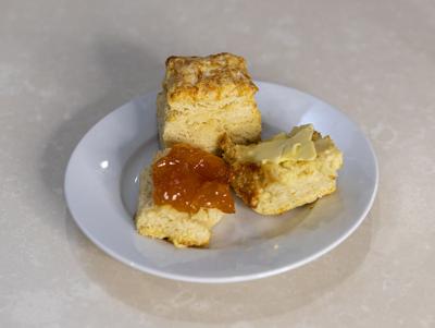 LUSCIOUS LAYERS: These biscuits make the perfect trail snack | Magazine ...