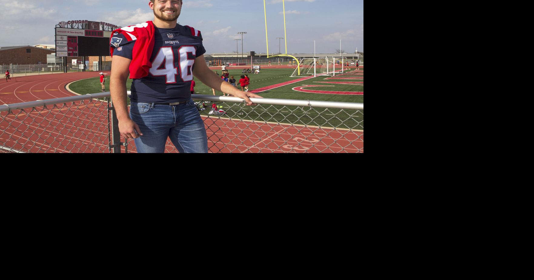 NEW BRAUNFELS TO NEW ENGLAND: Canyon alum Addington fulfilling NFL ...