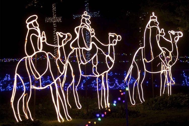 Lights all aglow: Santa's Ranch returns with new offerings | News ...