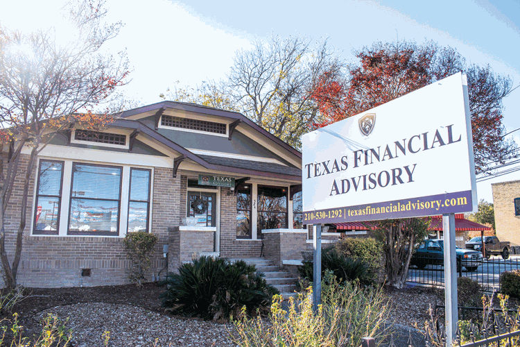 San Antonio financial advisor with New Braunfels ties arrested, charged ...