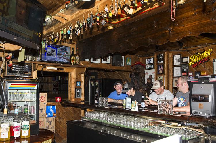 Bar opens doors early for night workers | News | herald-zeitung.com