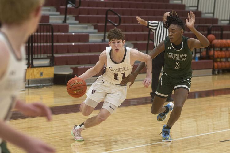 Wolves boys basketball falls to Dragons, 51-48 | Community Alert ...