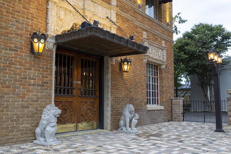 GHOSTLY GATHERING PLACES: These iconic New Braunfels haunts have a ...