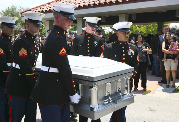 Laughter, tears bid farewell to Marine | Local News | herald-zeitung.com