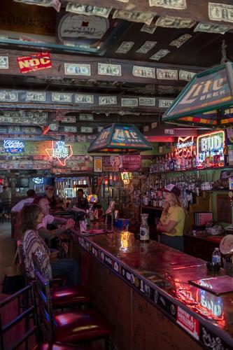 TUNES ON TAP: Riley's Tavern remains a haven for good music & cold beer ...