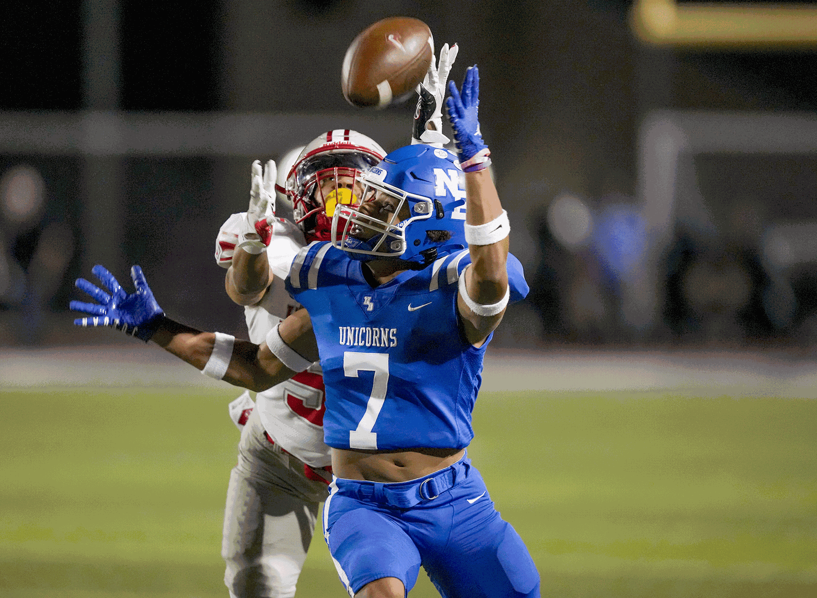 Unicorns throttle Rockets 40-14, turn attention to 6A playoffs ...