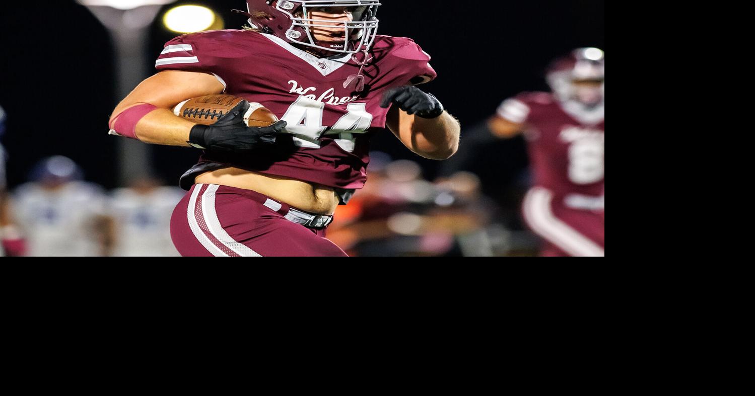 Wolves, Hawks pick up district victories | Sports | herald-zeitung.com