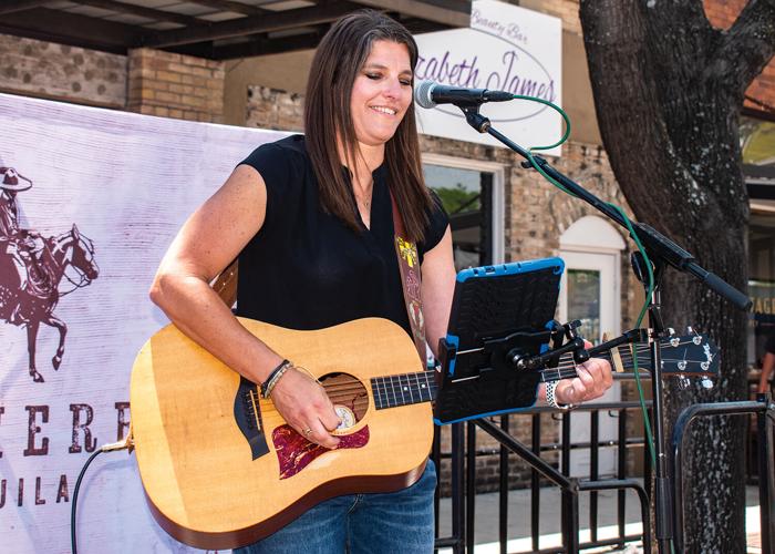 GALLERY: Saengerfest brings live music, good vibes to downtown New ...