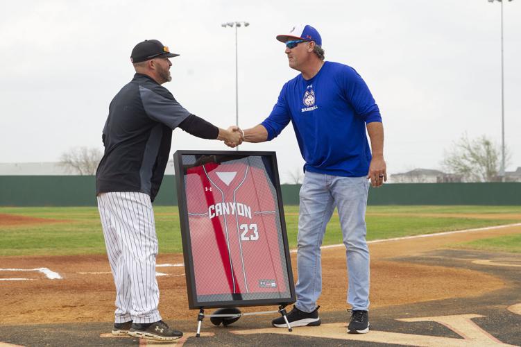 Canyon retires jersey of All-Star slugger Lance Berkman | Community ...