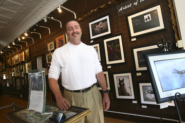 John Mohar examines 'power' with his rodeo and aircraft photography ...