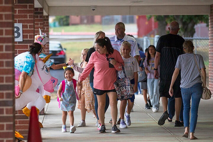 New Braunfels, Comal ISDs welcome students back to school | Community ...