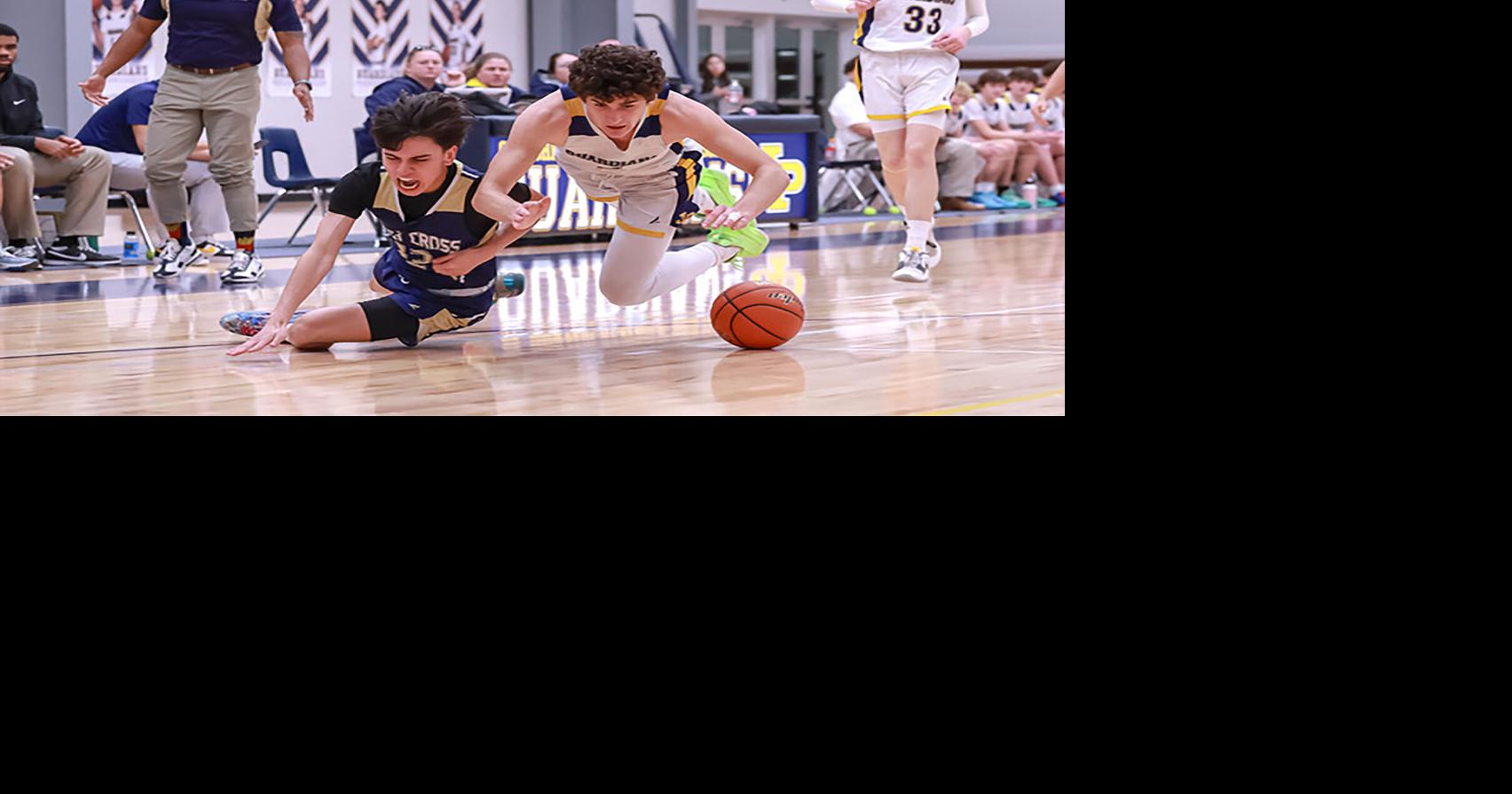 JPII beats Holy Cross in regular season finale | Sports | herald-zeitung.com