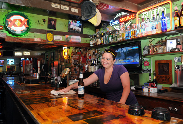 Riley’s Tavern might be serving up more than one kind of spirit | Local ...