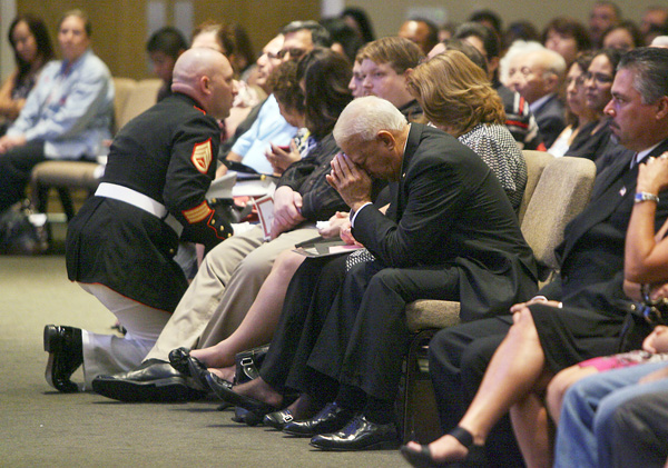 Laughter, tears bid farewell to Marine | Local News | herald-zeitung.com