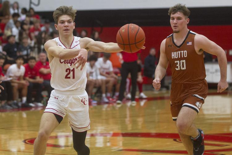 Cougars boys basketball loses 3rd straight | Sports | herald-zeitung.com
