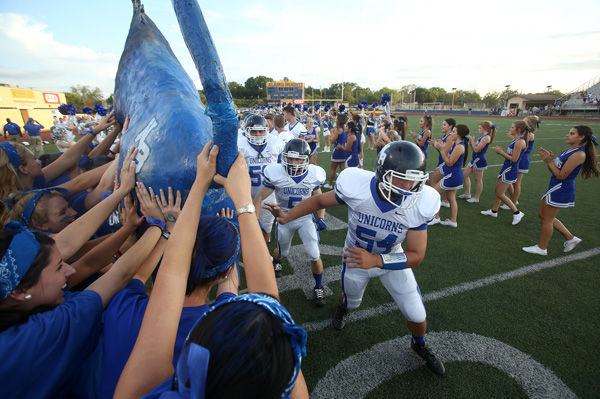 Blue start: Unicorns drop opener at Alamo Heights | Sports | herald ...