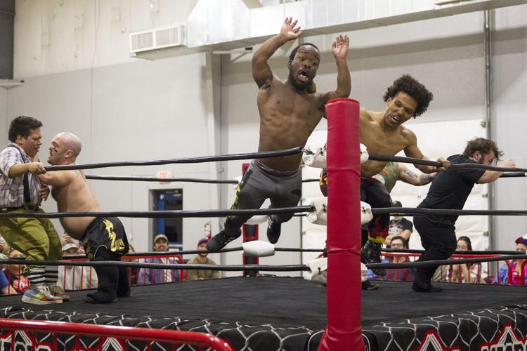 Micro Wrestling Federation | Community Alert | herald-zeitung.com