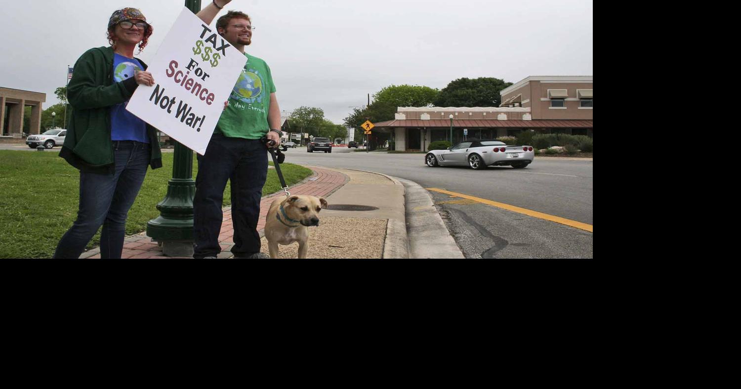 Residents rally for Earth Day, march for the sciences | News | herald ...