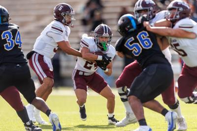 Davenports takes down Bay City 34-19 | Sports | herald-zeitung.com