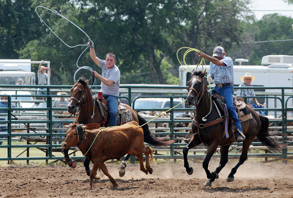 ROPIN' DREAMS: Needy children meet real-life cowboys | Local News ...