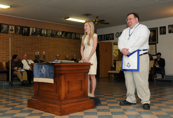 Tharp receives local lodge’s Community Builder Award | | herald-zeitung.com