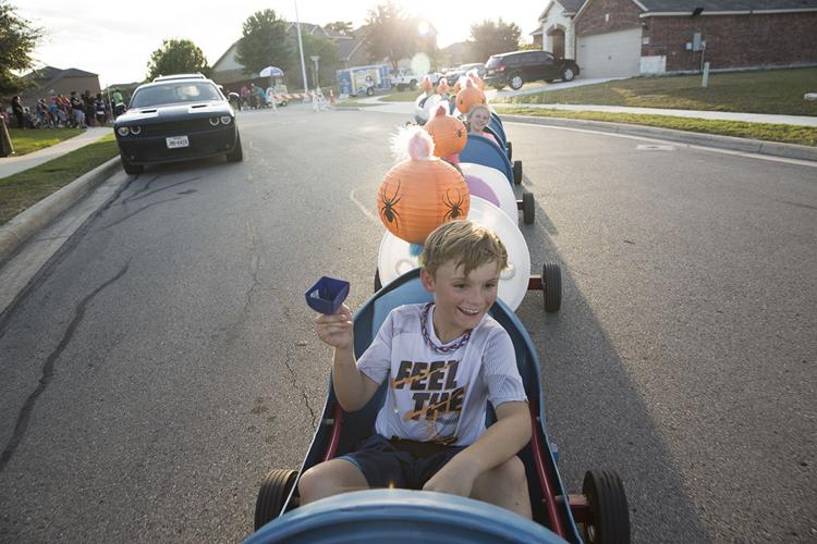 Hundreds turn out for city, county NNO events | News | herald-zeitung.com