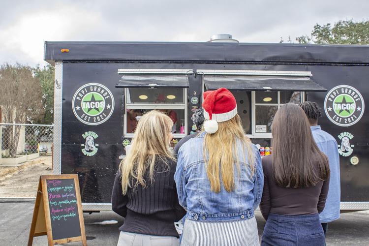 HOLIDAY TRADITIONS: Crisis Center of Comal County provides Christmas ...