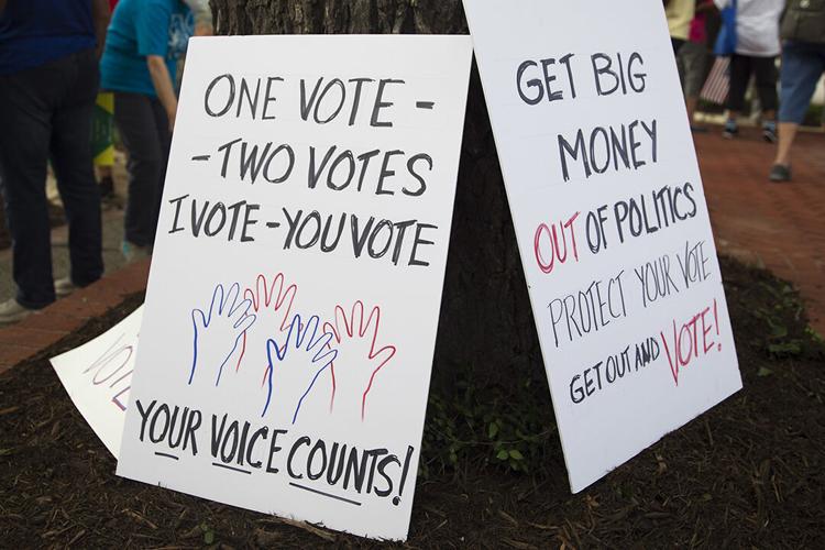 Constitution Day rally | Multimedia | herald-zeitung.com