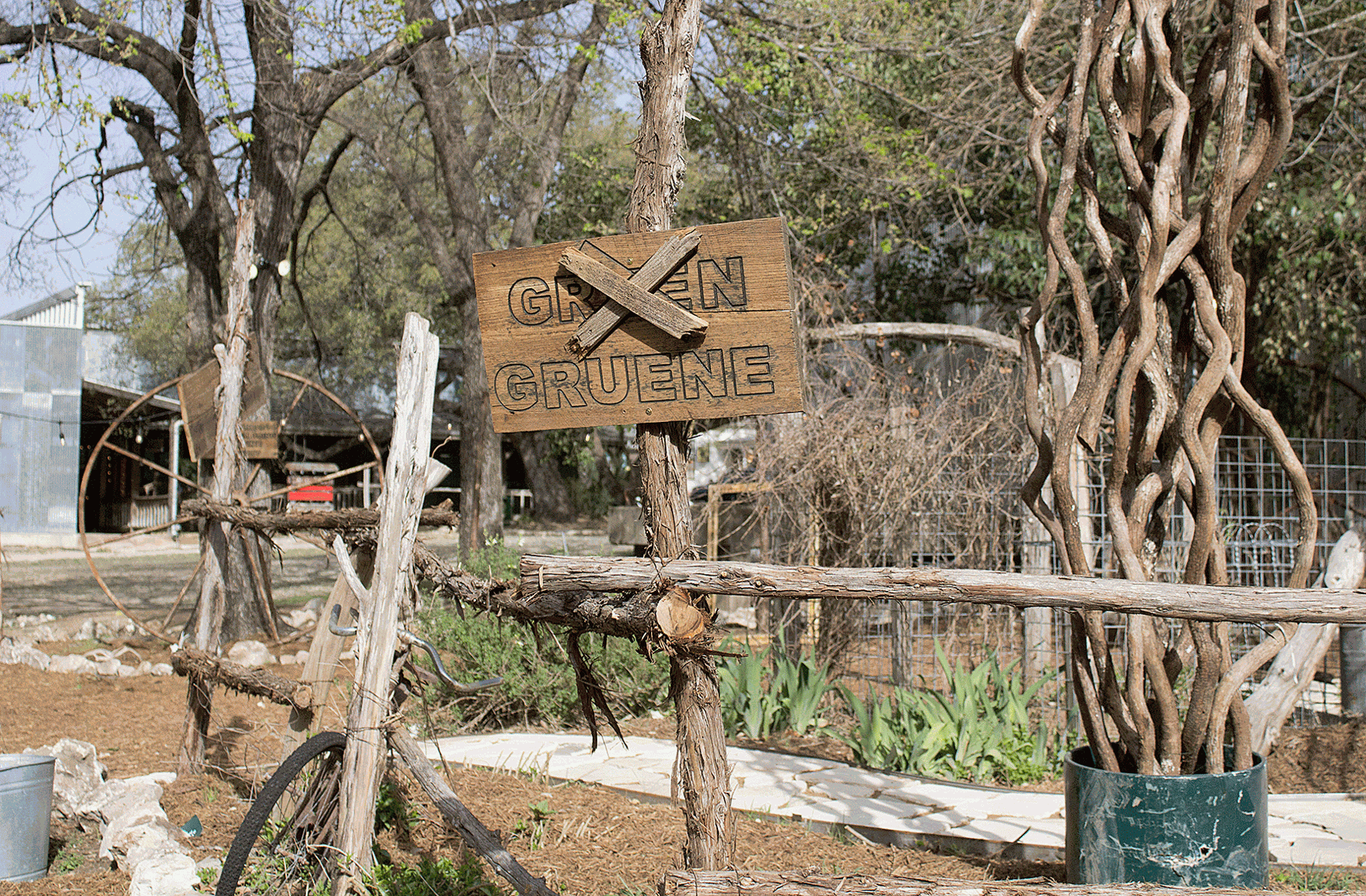 Texas-inspired mini golf course now open in New Braunfels' Gruene ...