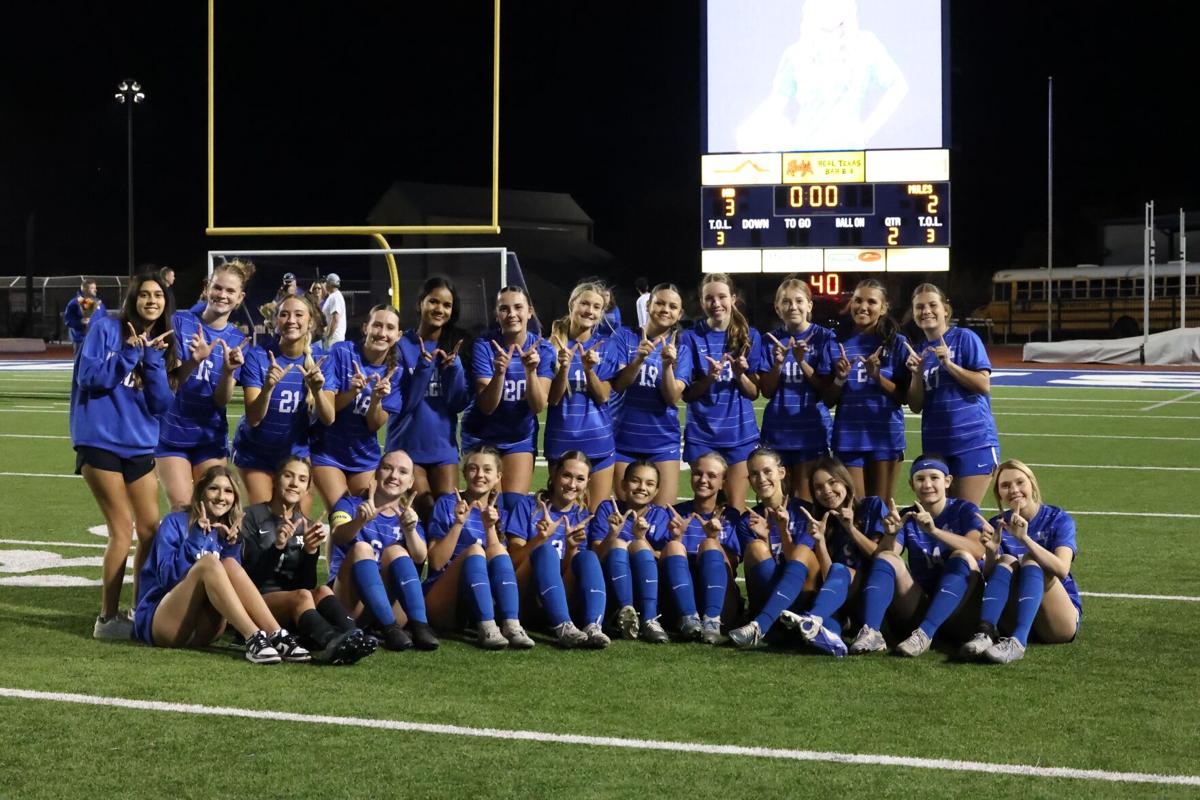 Unicorn girls soccer playoff-bound after blanking Greyhounds 1-0 ...
