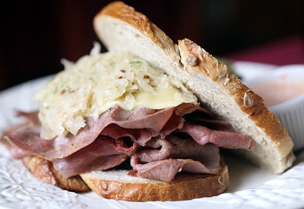 Alpine Haus’ traditional German faves live up to New Braunfels ...