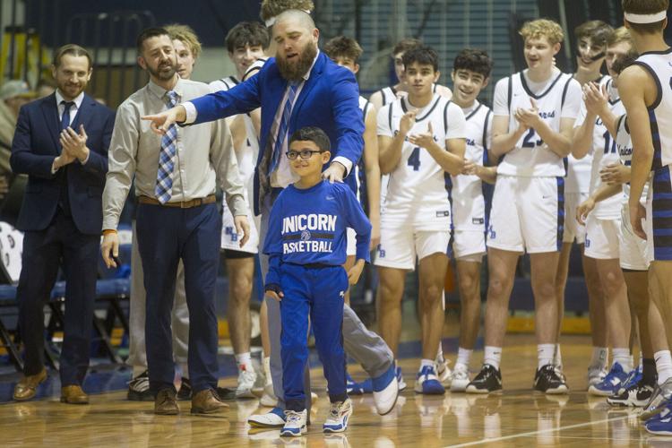 Unicorns fend off Buffaloes, 55-53 | Community Alert | herald-zeitung.com