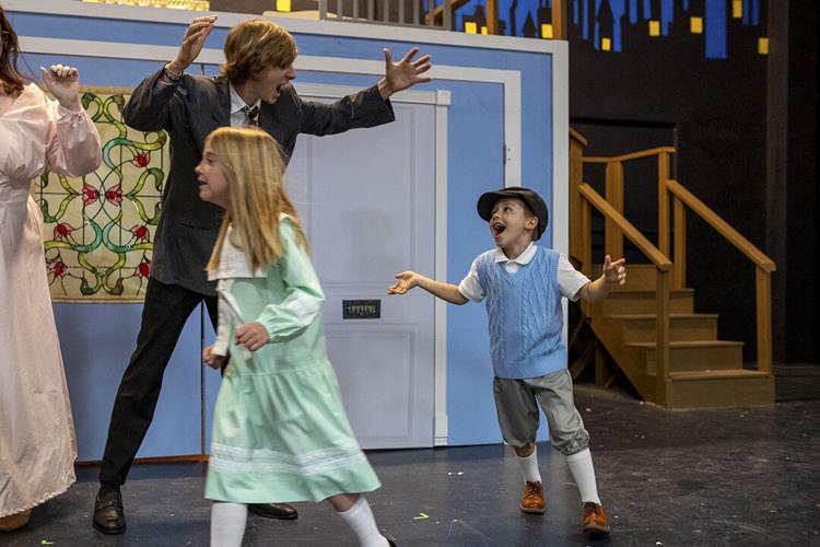 New Braunfels' Coll Street Players prep for performances of ‘Mary ...