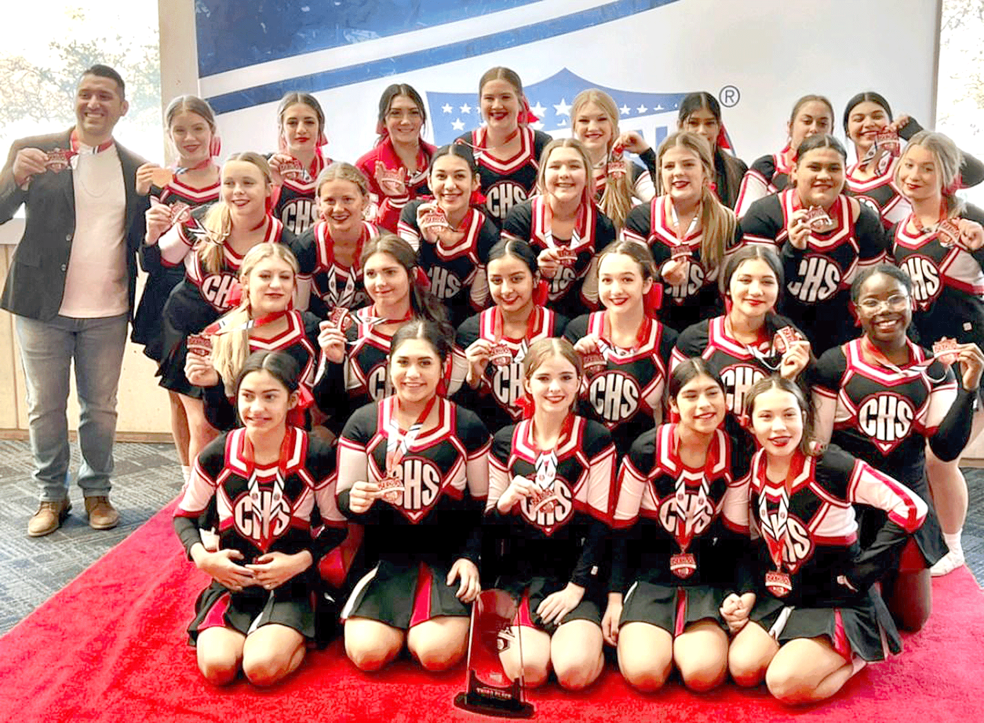 Canyon shows its spirit at national cheerleading competition ...