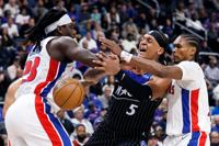 Magic Pistons Basketball | Associated Press | heraldandnews.com