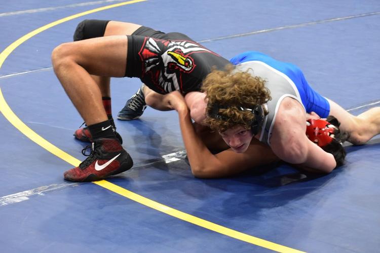 Class 4A Special District 3 wrestling: Mazama's Jack Kaefring, Klamath Union's Levi Hicks and ...