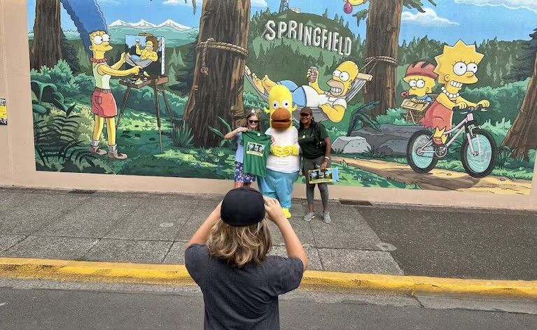 Ay Caramba! Springfield’s Simpsons mural turns 10 | News ...