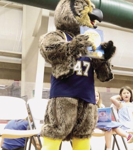 Hootie reads | | heraldandnews.com