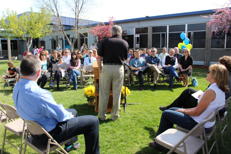 Henley Elementary groundbreaking | Breaking | heraldandnews.com