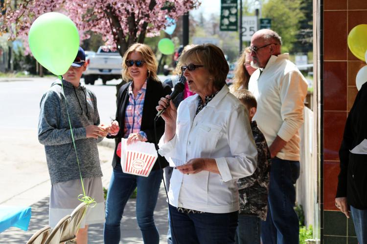 Historic Lakeview theater saved | Local News | heraldandnews.com