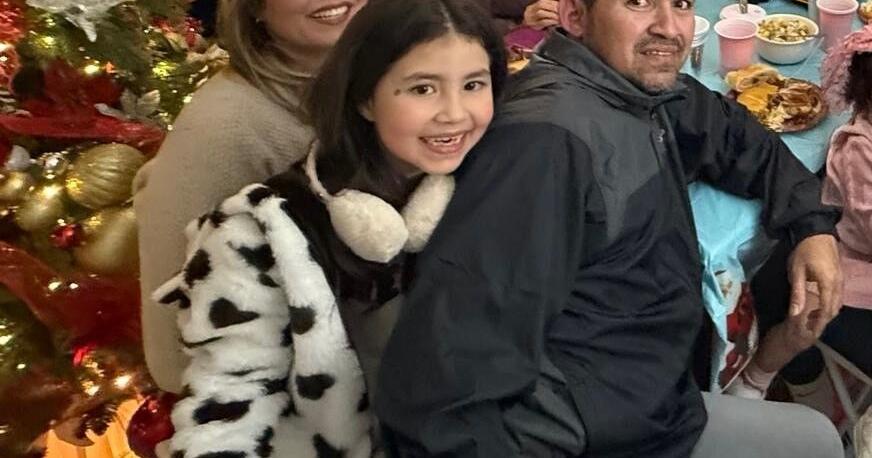 Immigration agents detain family taking 7-year-old to Portland hospital ...