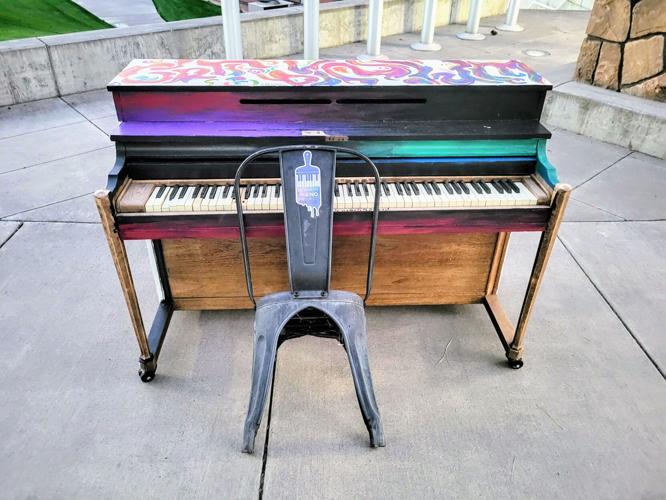 'Paint it Black': Klamath Piano Project | News | heraldandnews.com