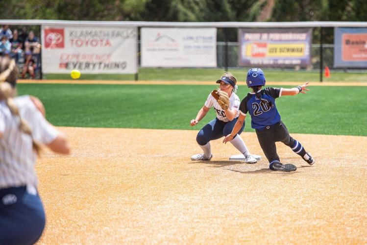 Oregon Tech softball team bounces back from loss, qualifies for NAIA ...
