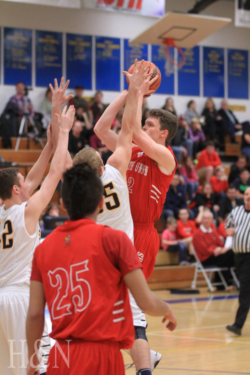 Klamath Union at Henley boys basketball | Gallery | heraldandnews.com