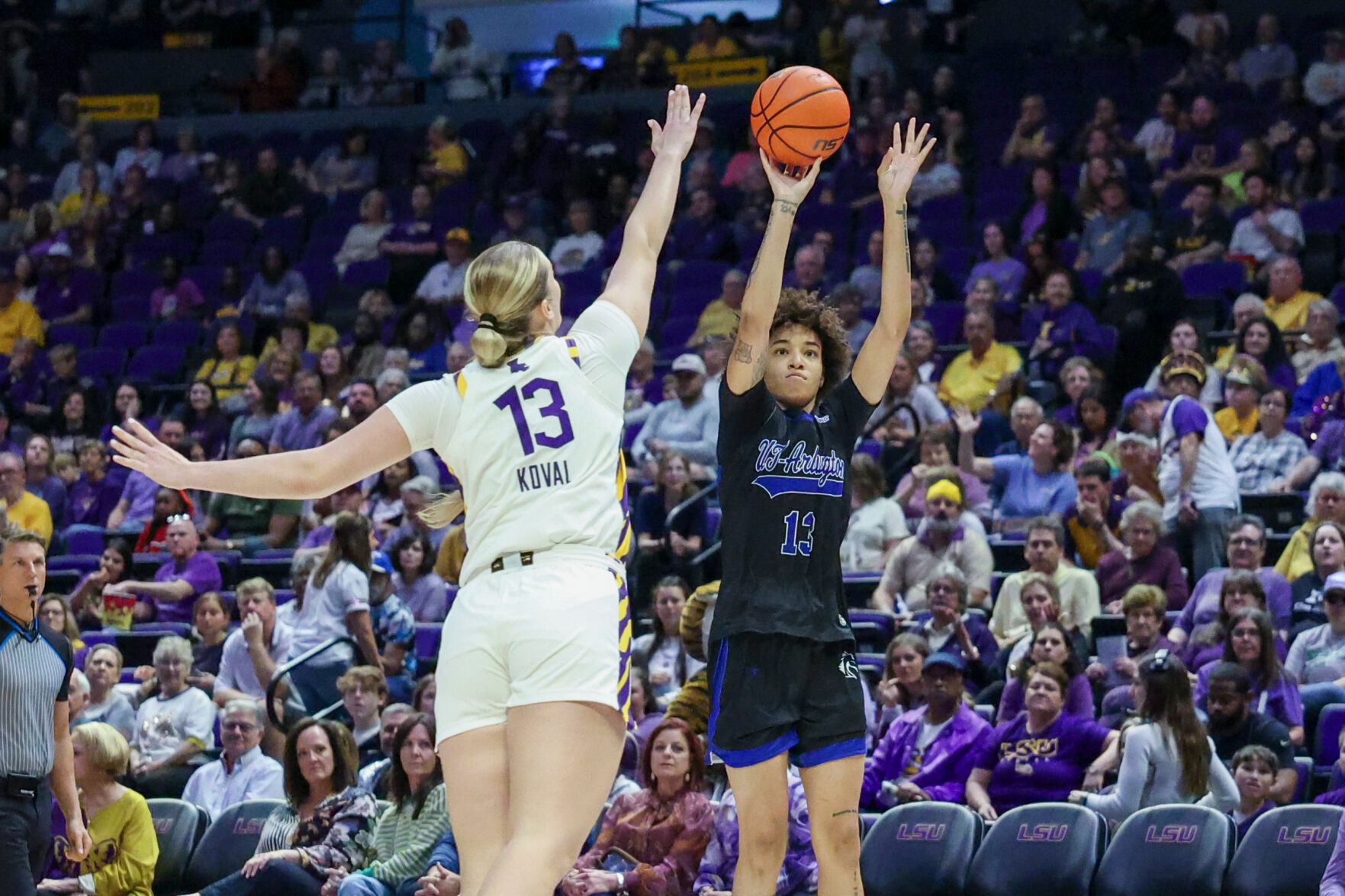 Texas Arlington LSU Badsketball | Associated Press | heraldandnews.com