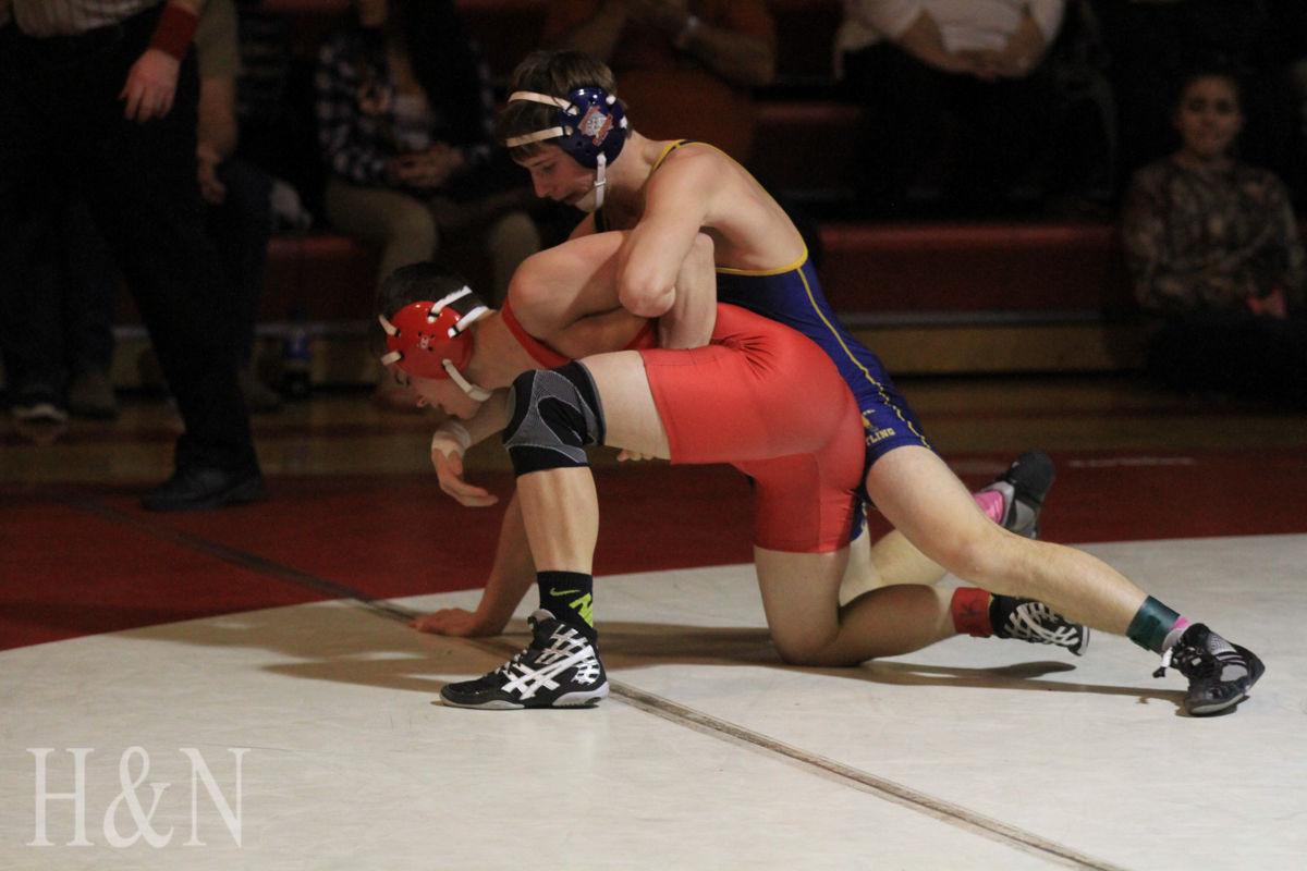 Henley at Klamath Union wrestling | Gallery | heraldandnews.com