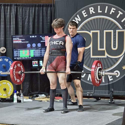 Merrill sophomore to compete at powerlifting championships in Texas ...